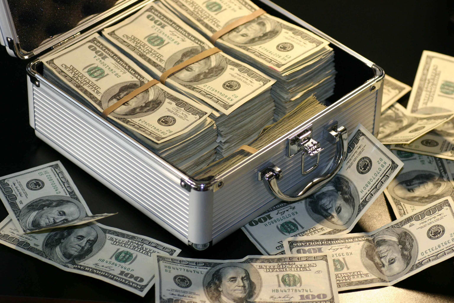 The Stories Behind the Best Money Songs – Rock Reflections
